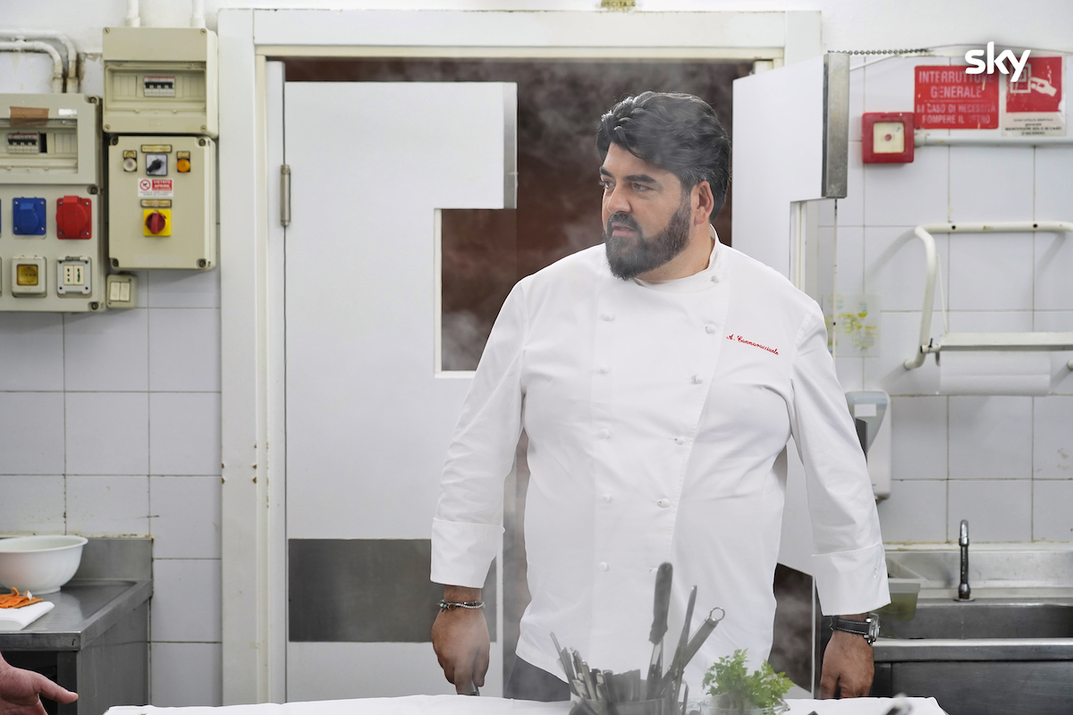 Cucine da Incubo stagione 9 su Tv8: Il Porticciolo, puntate, streaming ... Cucine da Incubo stagione 9 su Tv8: Il Porticciolo, puntate, streaming ...