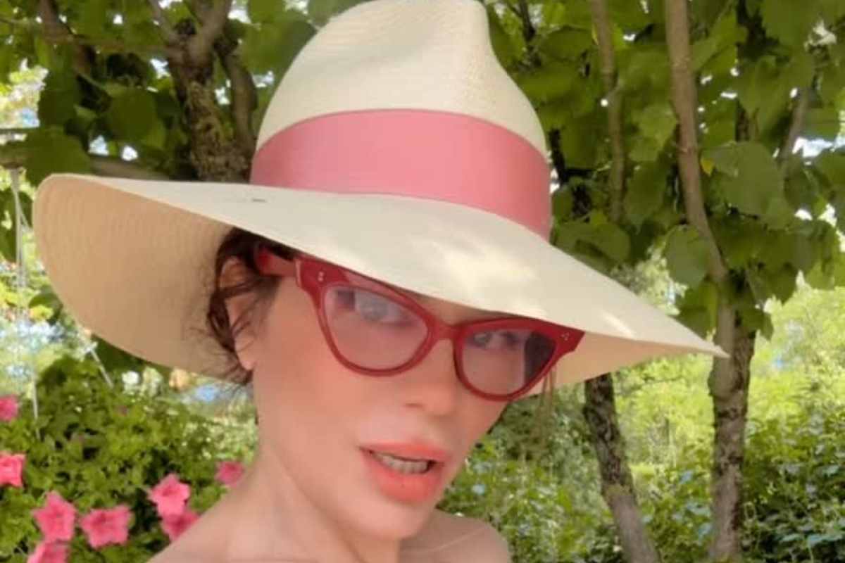 Naike Rivelli si è sposata: chi è e che cosa fa il marito Roberto - TvBlog