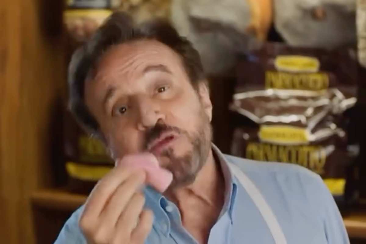 Christian De Sica e il rilancio della campagna Parmacotto: quando la ...