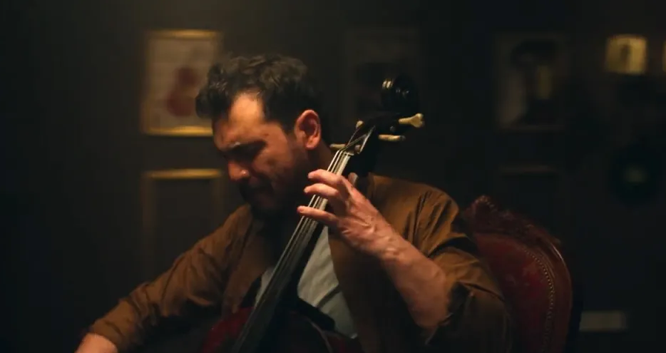 The Cello: trailer, trama, cast film horror Tobin Bell
